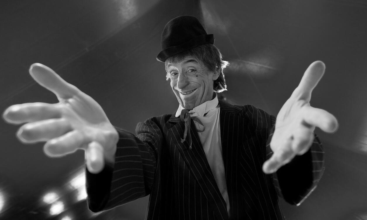 Presentation of film-documentary "Hommage Clown Gaston" - Teatro Dimitri